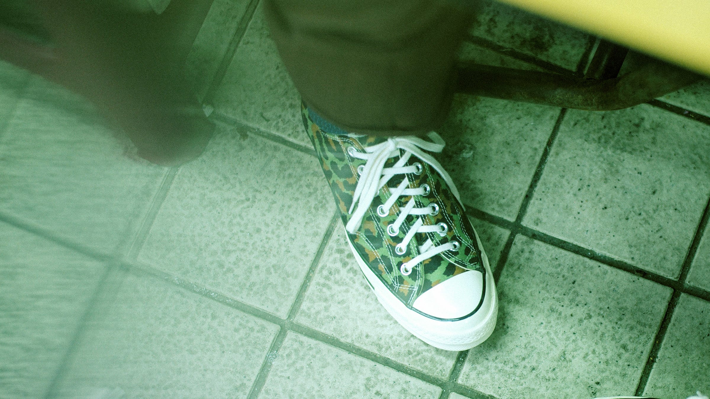 Converse x Invincible x Wacko Maria Chuck 70 Ox (Olive, Egret & Black ...