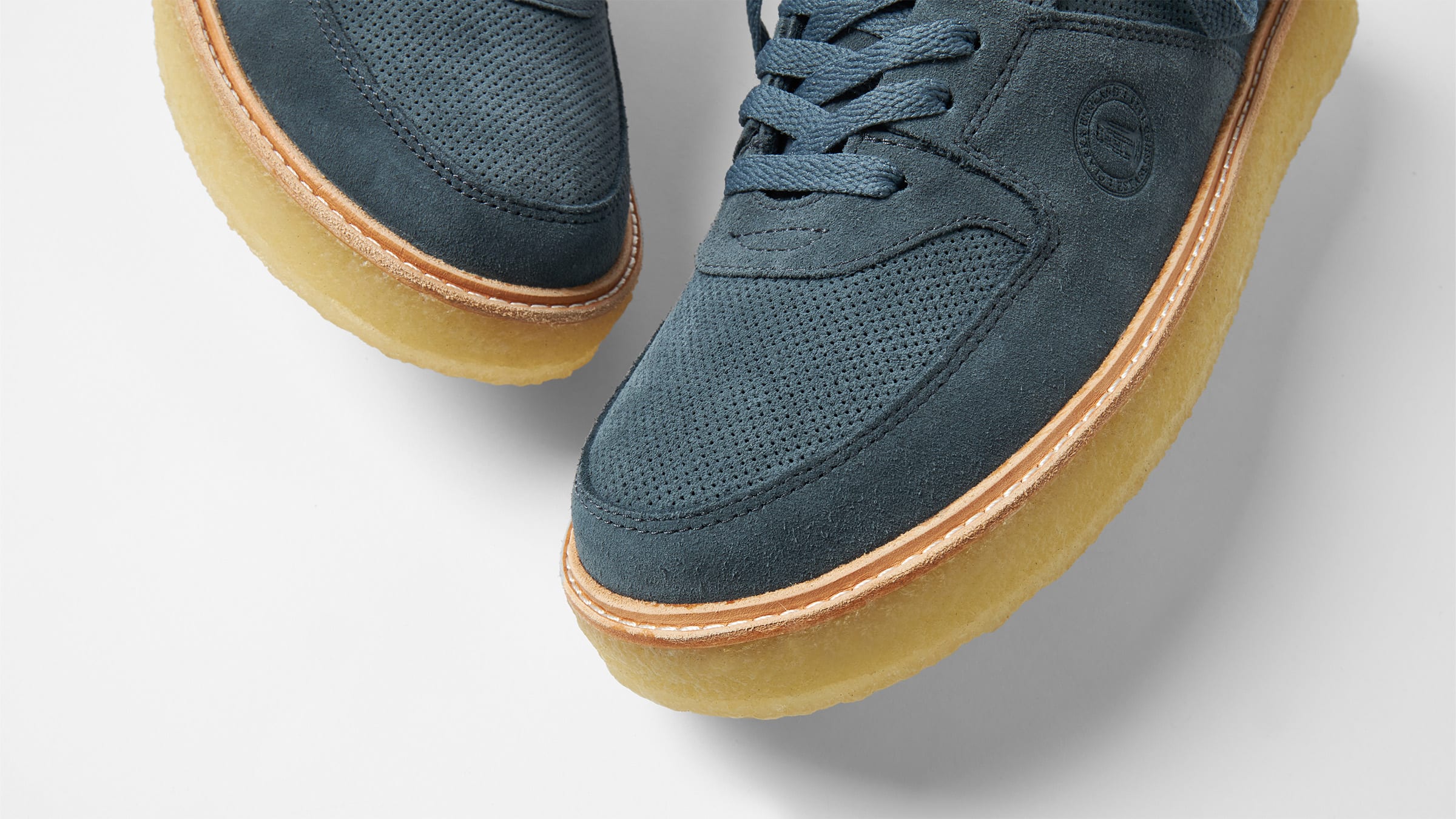 Clarks Originals x Ronnie Fieg Sandford (Blue Suede) | END. Launches