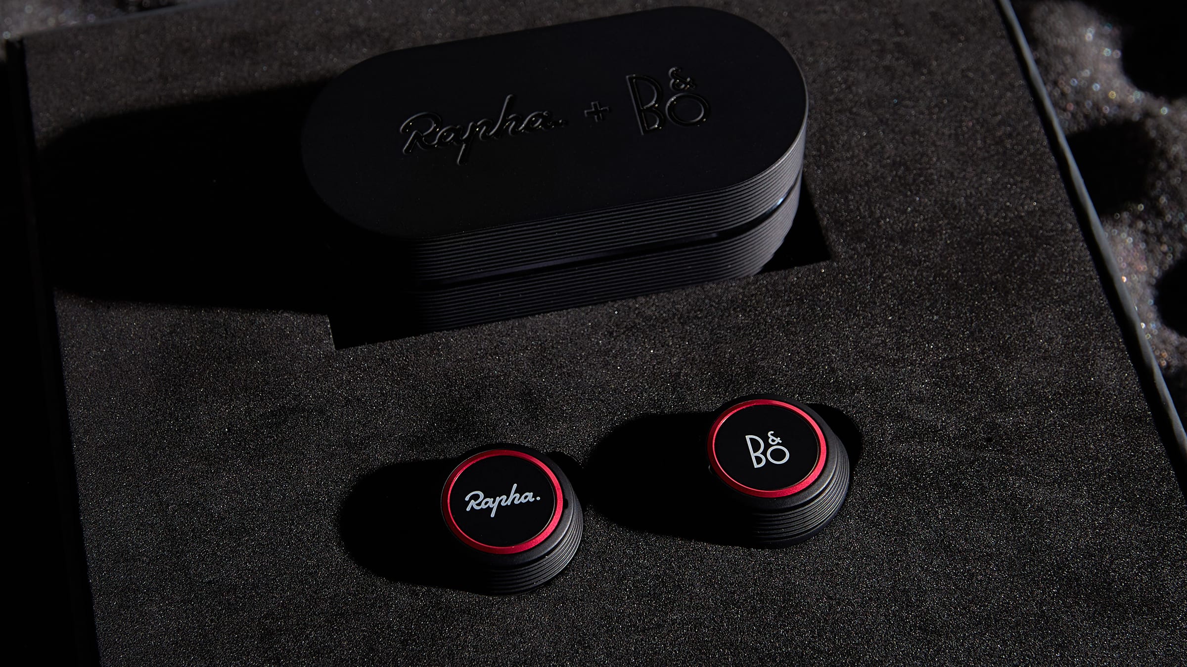 Bang & Olufsen x Rapha Beoplay E8 Sport (Black & Pink) | END. Launches