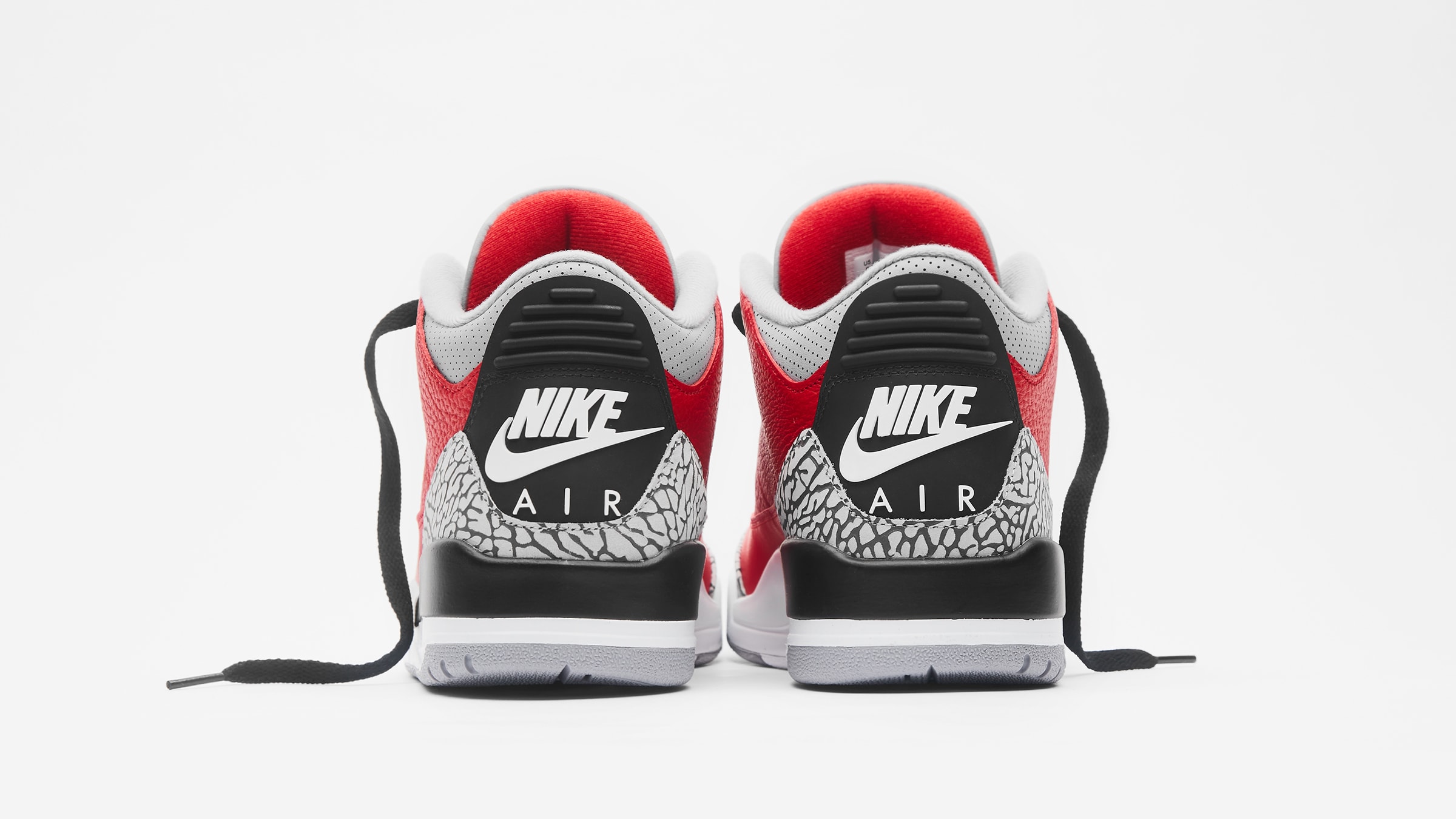 Air Jordan 3 Retro SE (Red, Grey & Black) | END. Launches