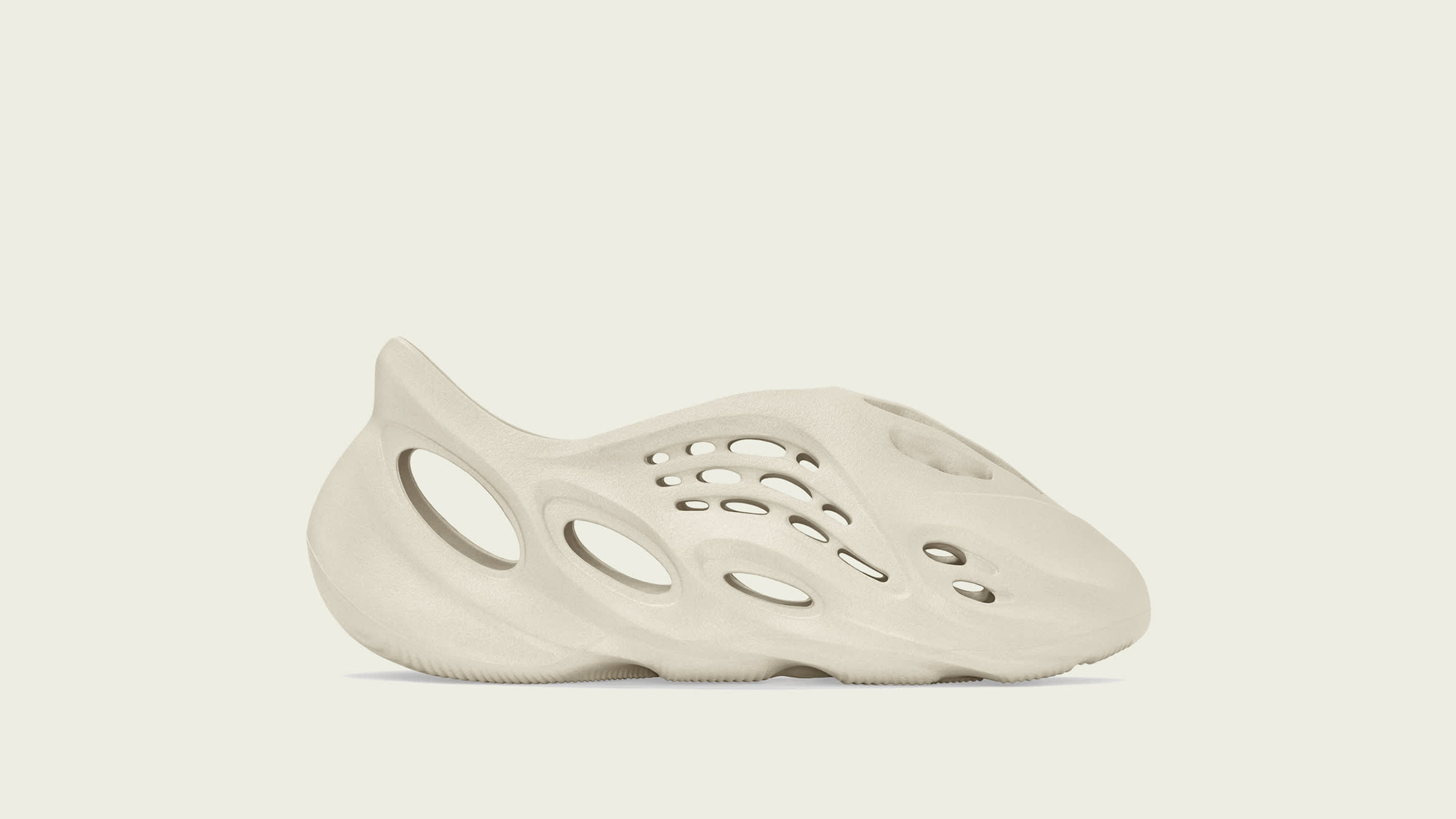 Yeezy Foam Rnnr (Sand) | END. Launches